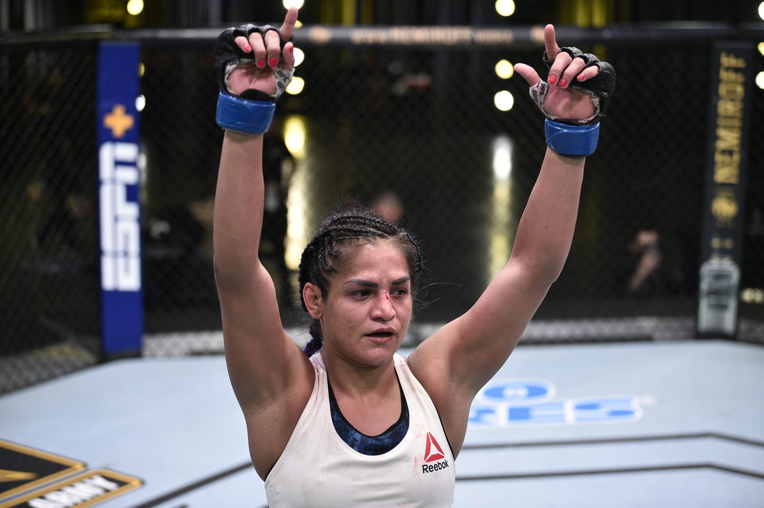 Cynthia Calvillo 2021 – Net Worth, Salary, Records, and Endorsements