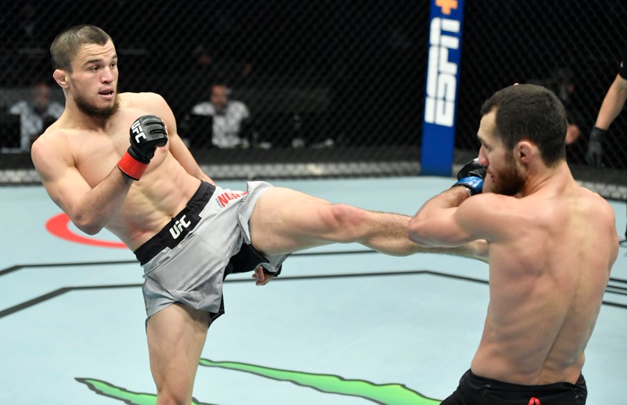 (Watch) Khabib Nurmagomedov pays respect to rival as cousin Umar wins (Watch) Khabib Nurmagomedov pays respect to rival as cousin Umar wins