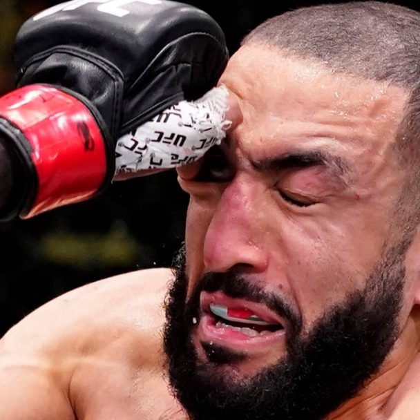 Belal Muhammad posts update on eye injury after Leon Edwards poke