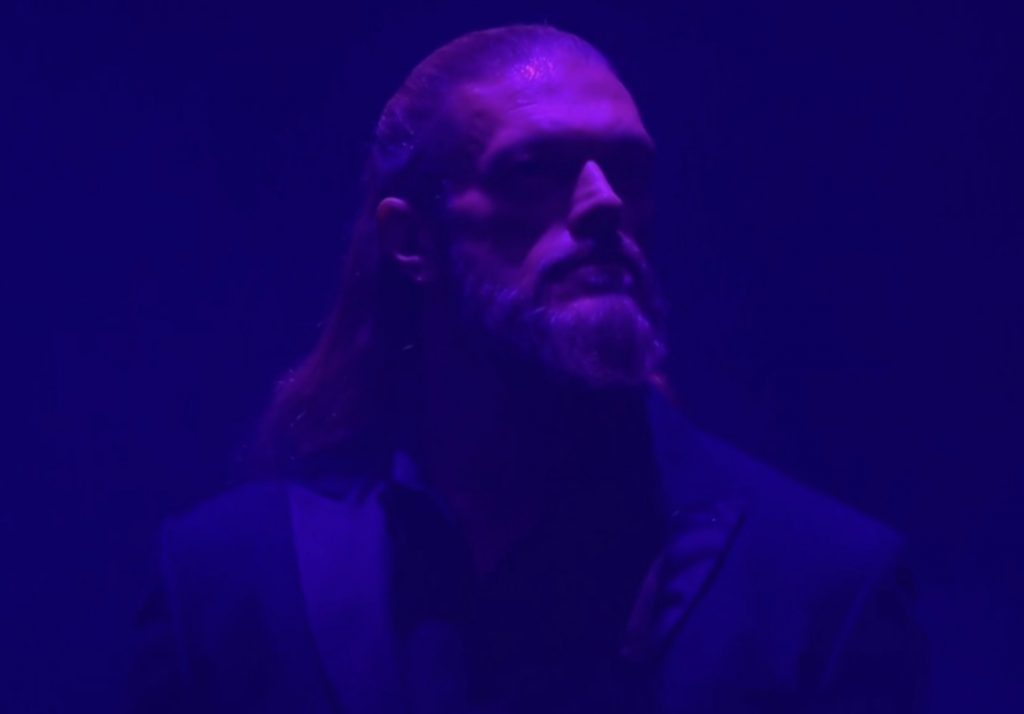 Beth Phoenix reacts to Edge’s new persona on Raw Beth Phoenix reacts to Edge’s new persona on Raw