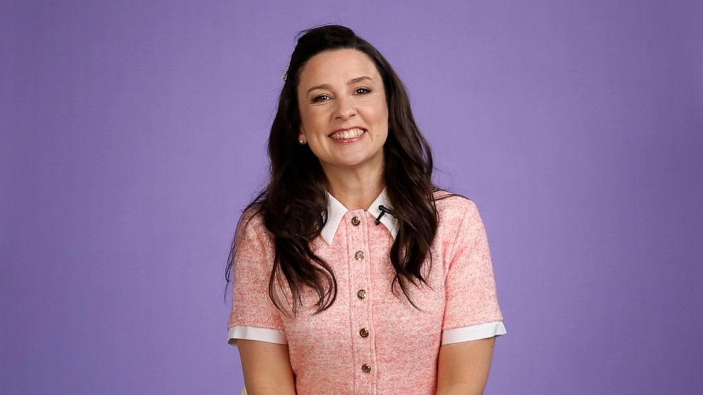 Does Ms Rachel have a son? How many children does she have?