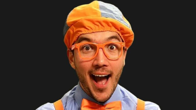 Is Blippi gay? Who is the YouTuber in a relationship with?