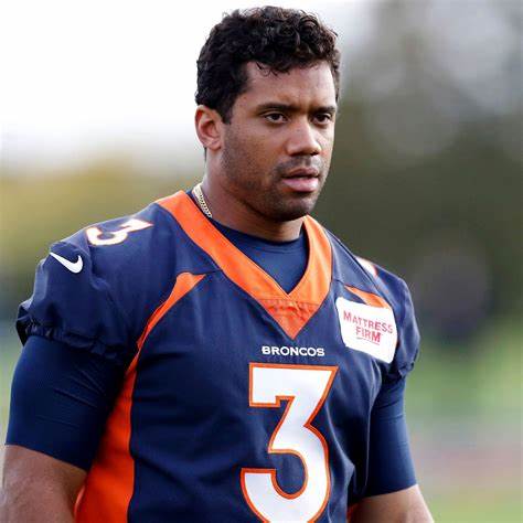 Russell Wilson in tears after speaking about Broncos teammates