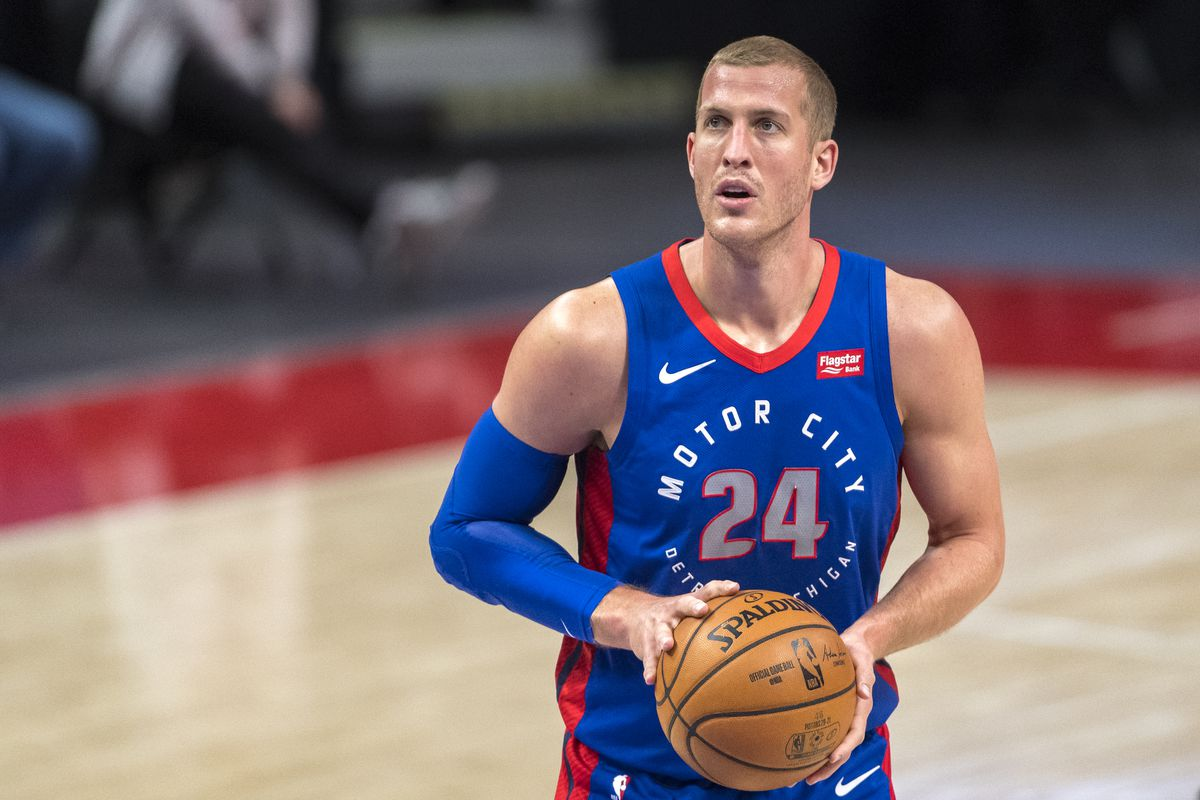 Mason Plumlee – Net Worth, Salary, Records, and Endorsements