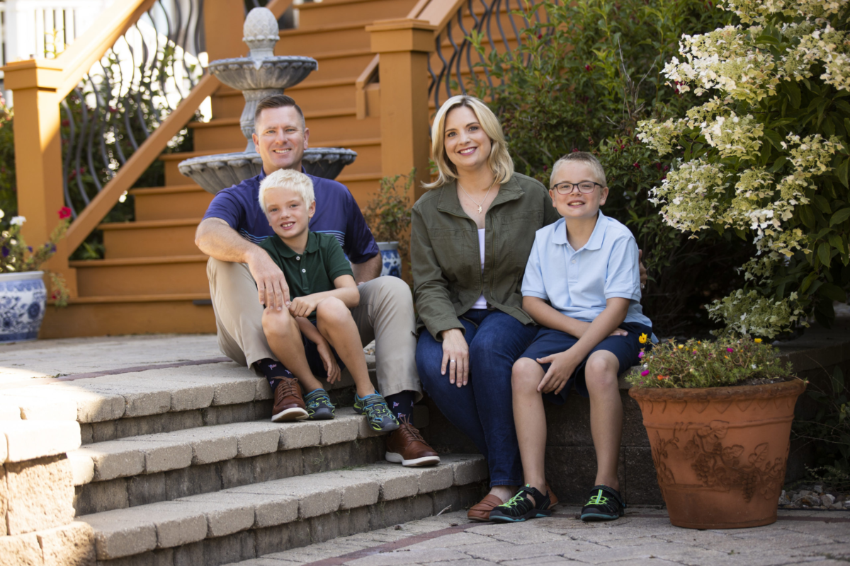 Who is Ashley Hinson? Is Ashley Hinson pregnant in 2023?