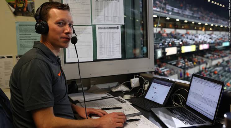 Who is Kevin Brown? Why was the MLB announcer suspended?