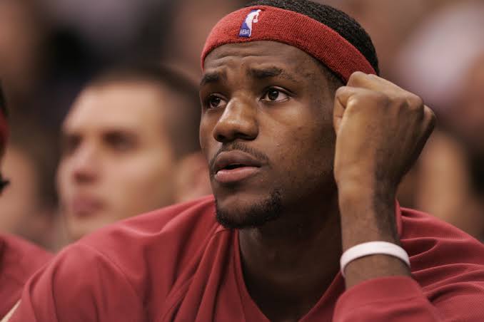 Throwback: How did LeBron James look like when he had no beard?