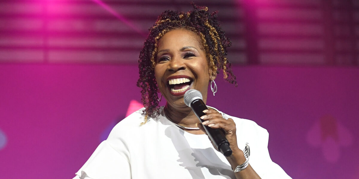 Is Iyanla Vanzant married? How many children does she have?